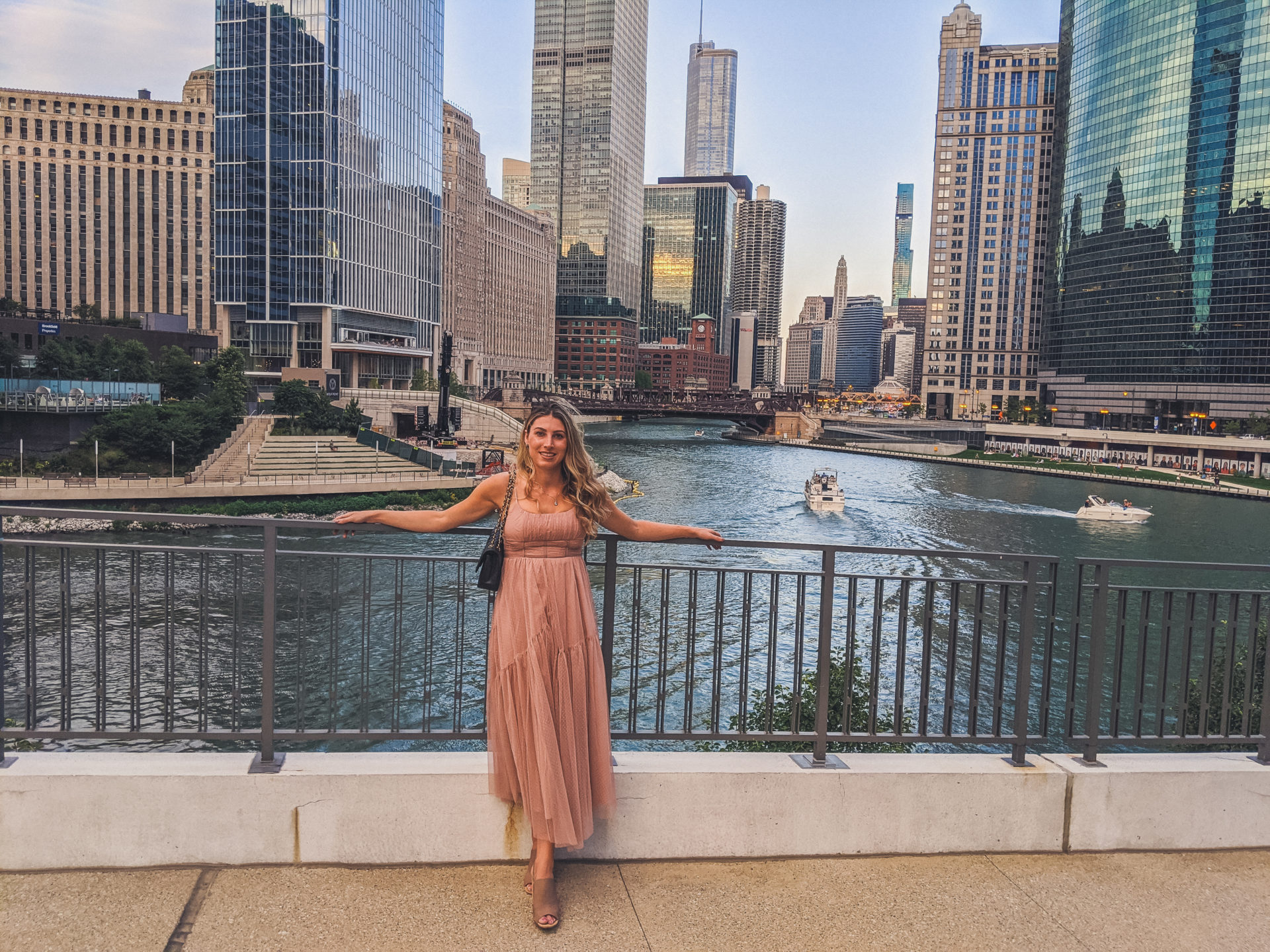 20 Best Views of Chicago + 8 FREE Chicago Skyline Views - Valentina's ...