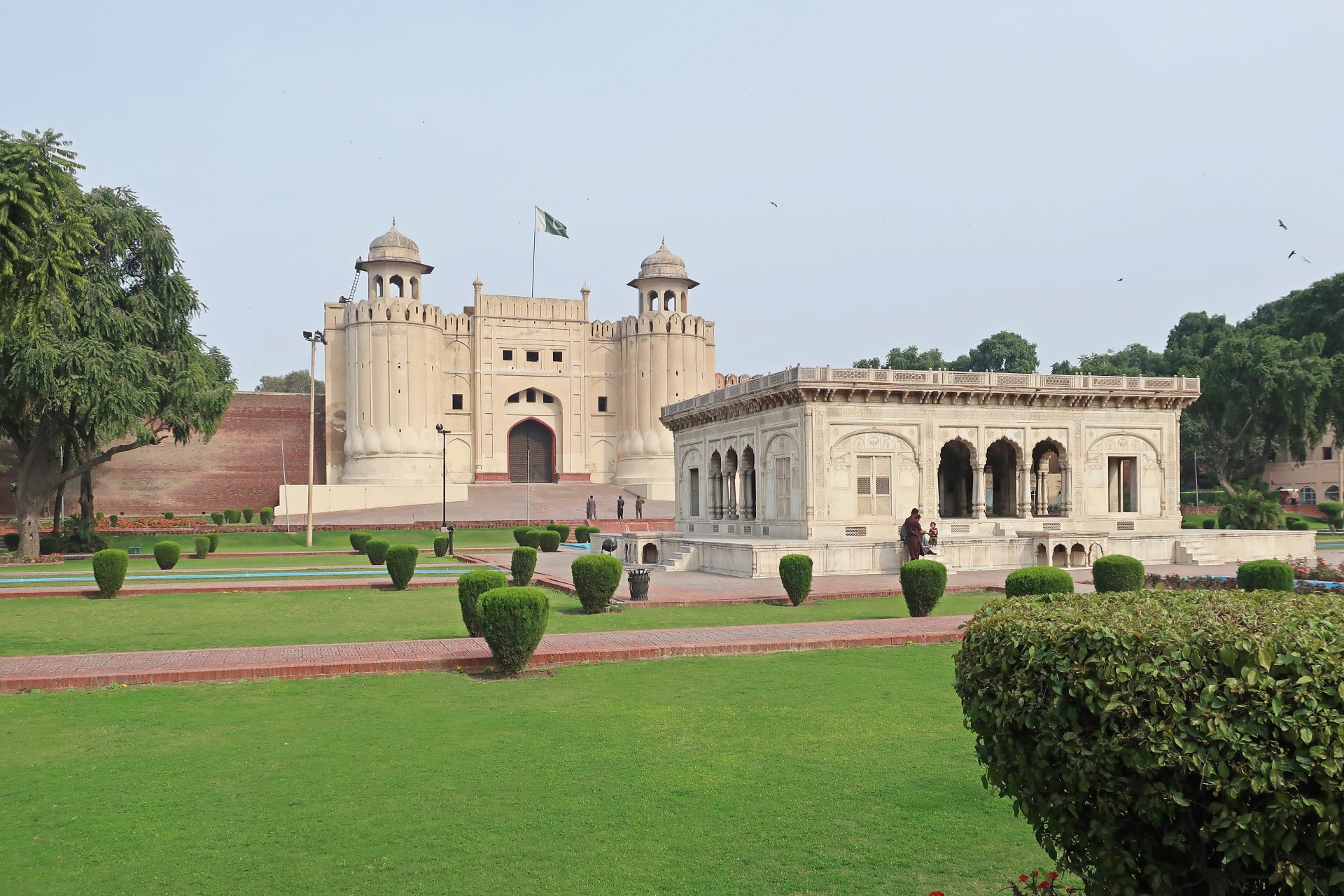 8 Most Beautiful Places in Lahore - Valentina's Destinations