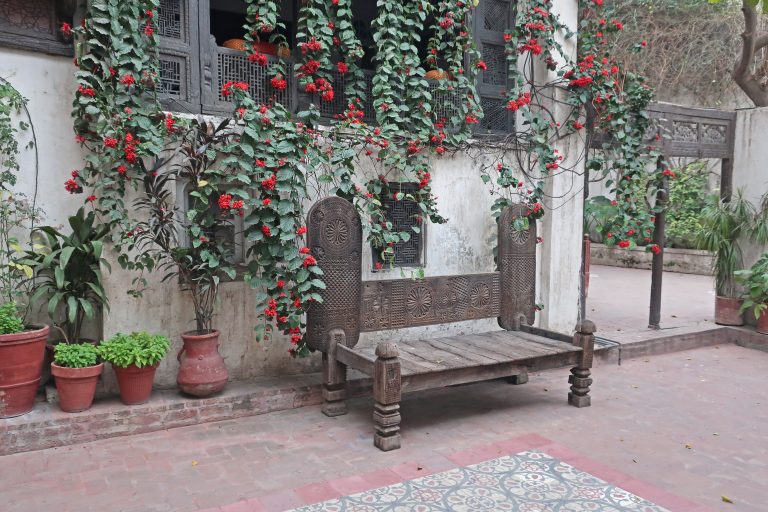 8 Most Beautiful Places in Lahore - Valentina's Destinations